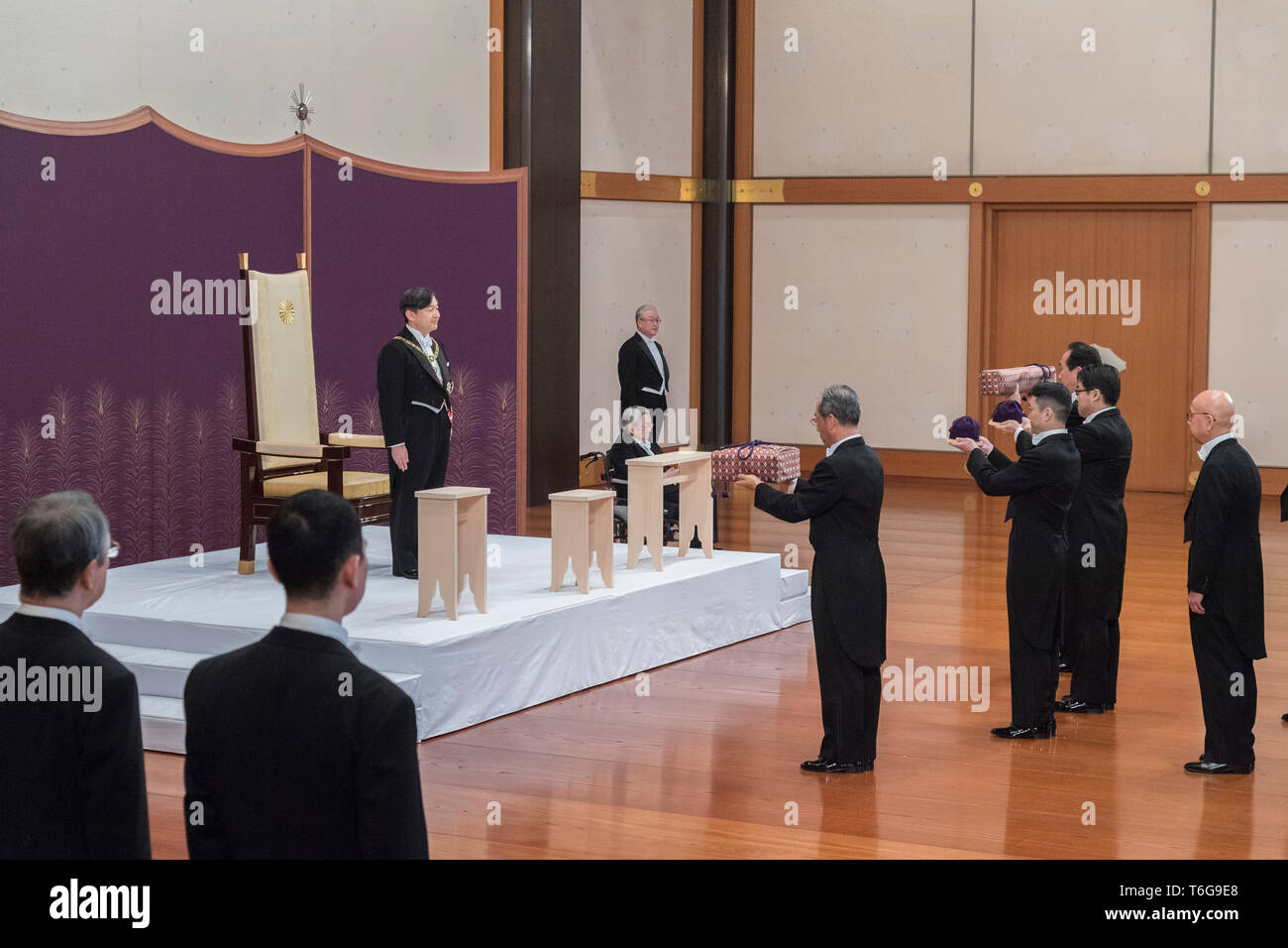 Imperial regalia of japan hi-res stock photography and images - Alamy