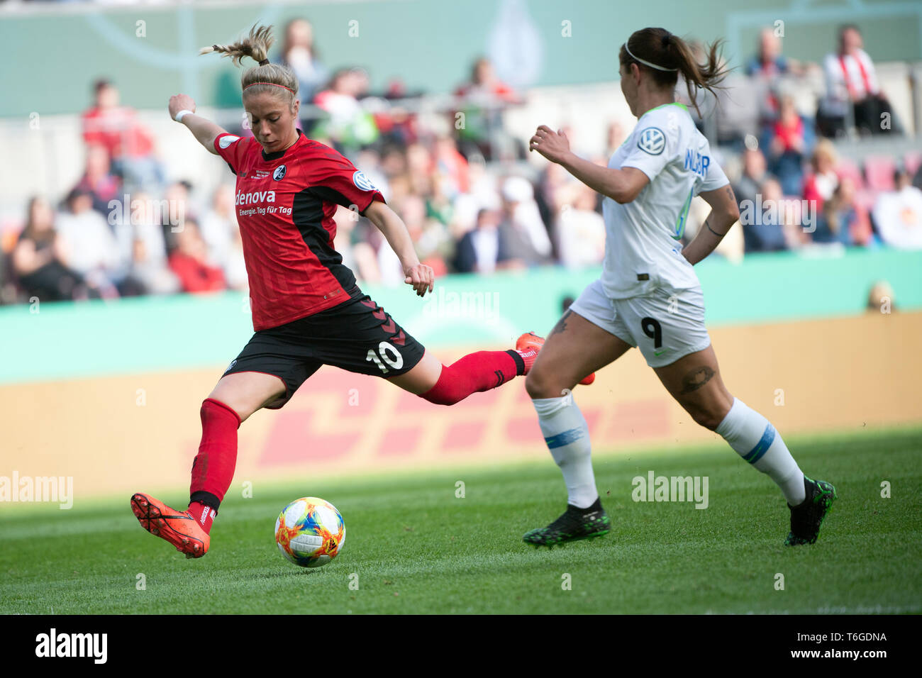 Cologne, Germany. 01st May, 2019. Football, women: DFB Cup, SC Freiburg ...
