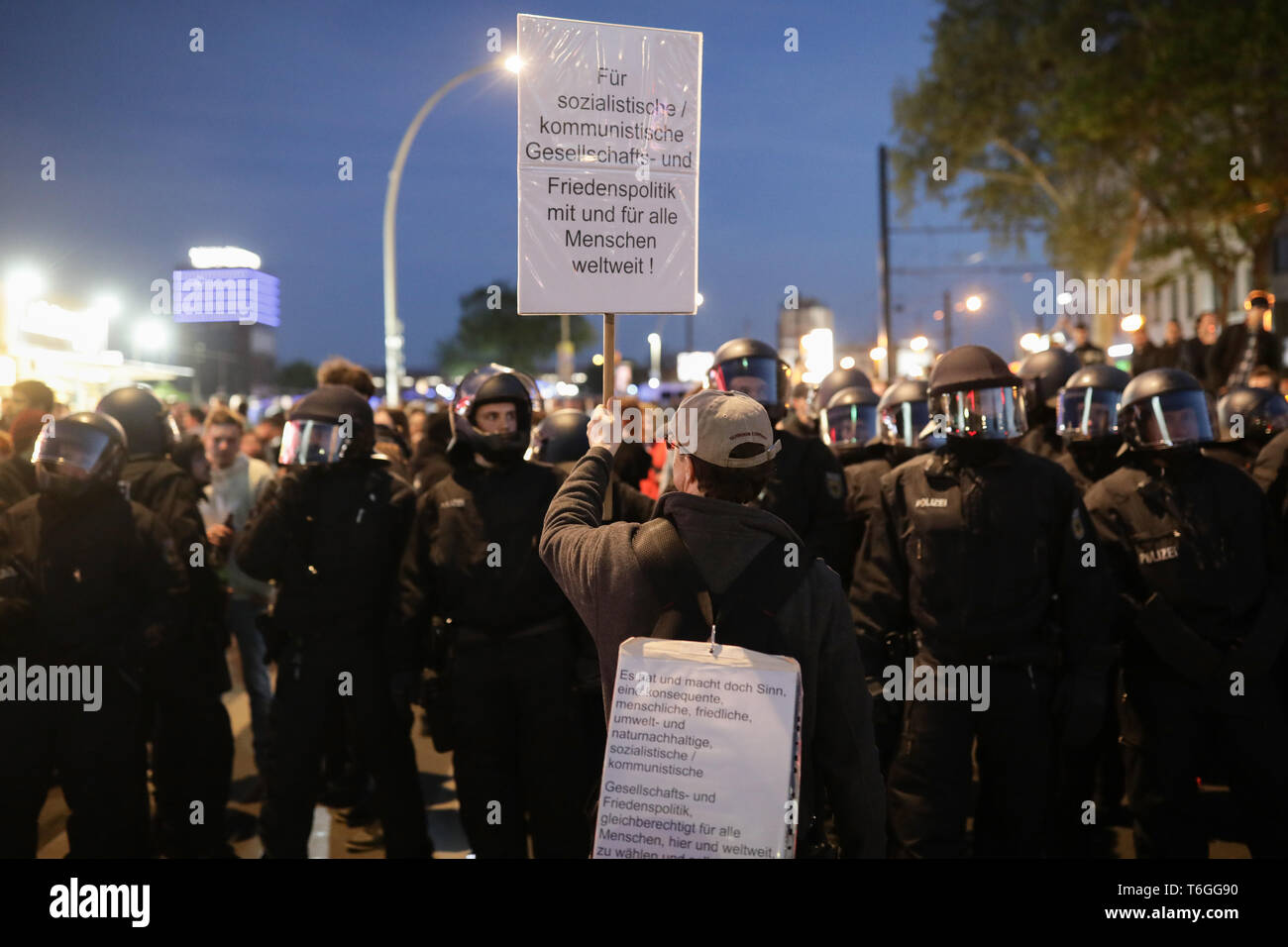 Opposite wing hi-res stock photography and images - Alamy