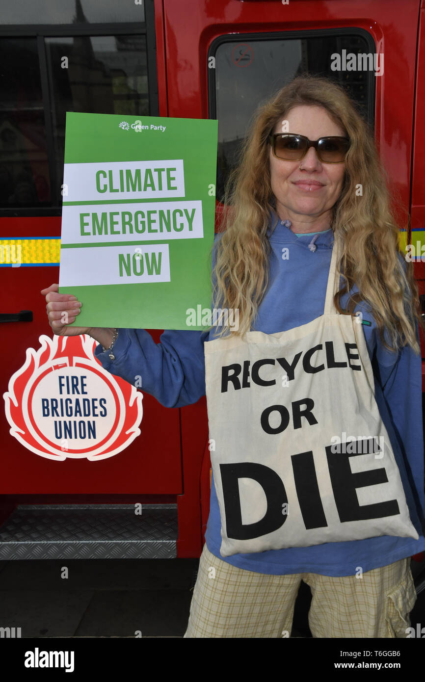 Climate emergency london matt wrack hi-res stock photography and images ...