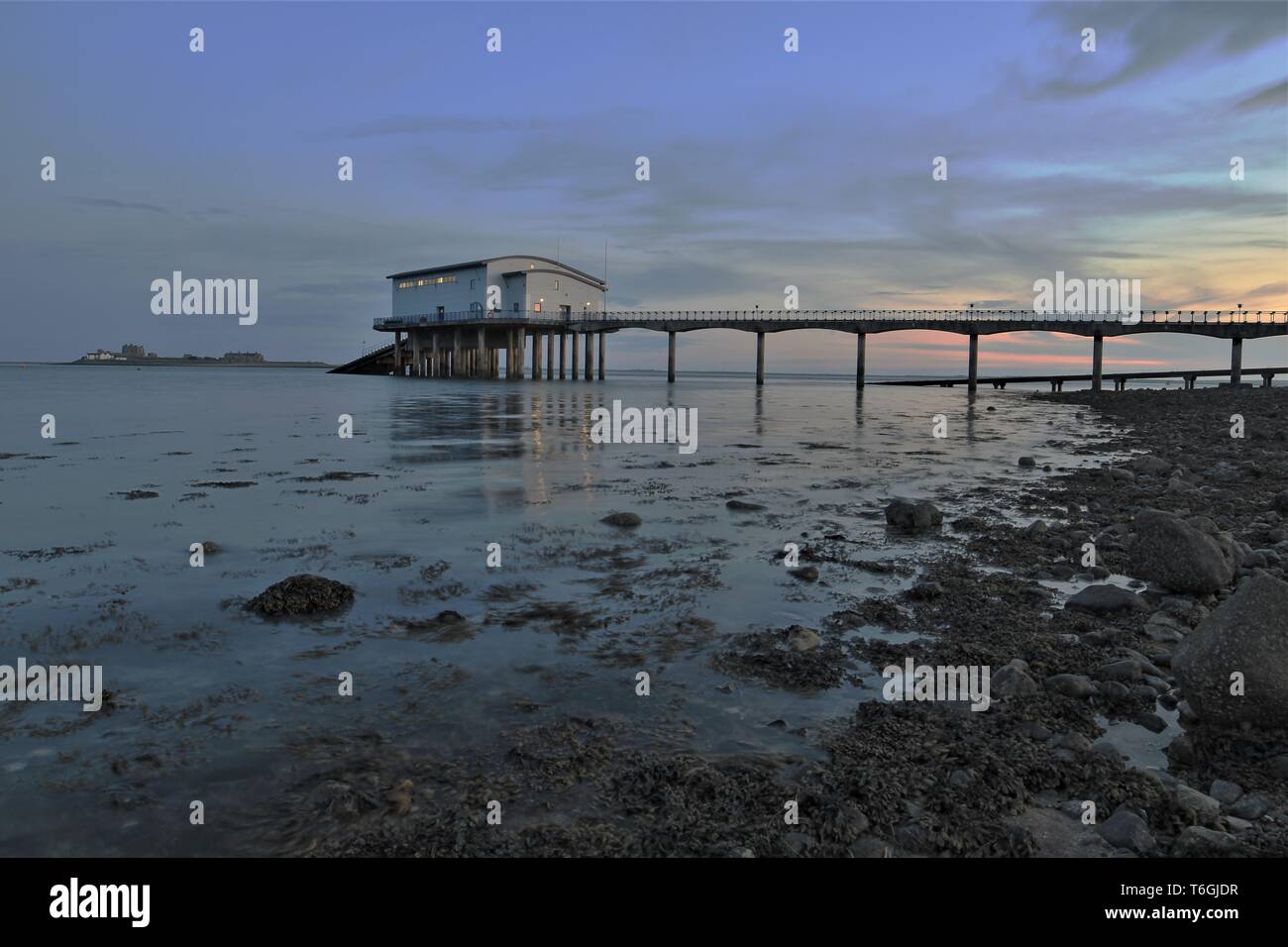 Roa Island, Rampside, Cumbria, UK. 1st May 2019. UK Weather. After a ...