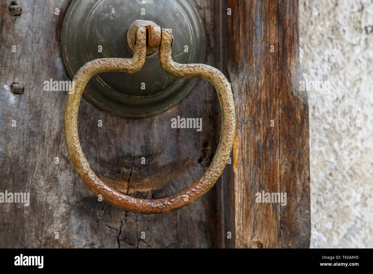 antique door handle on antique door Stock Photo - Alamy
