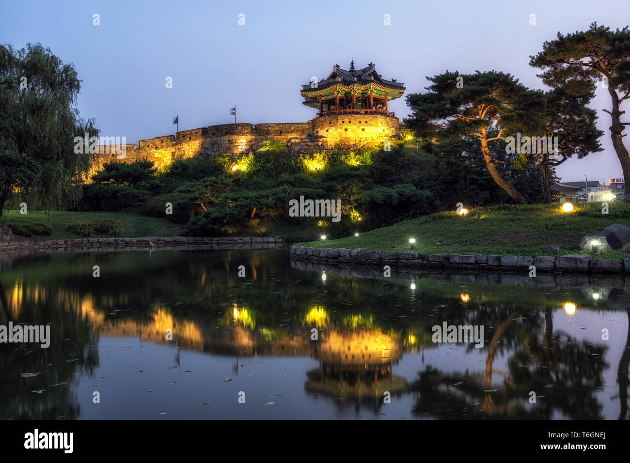 Suwon hwaseong pond hi-res stock photography and images - Alamy