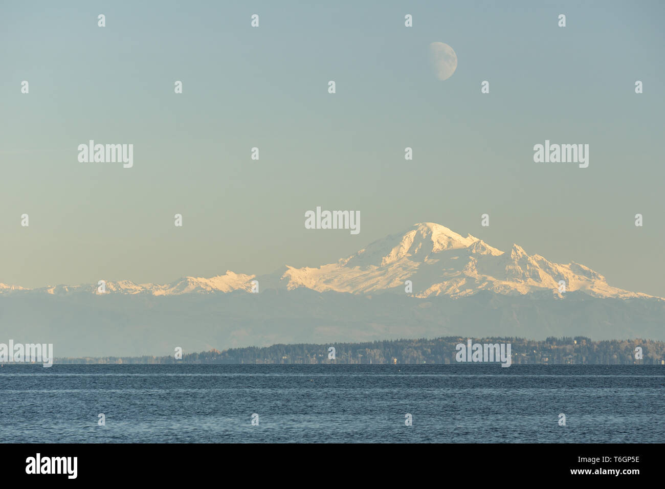 View of mount baker from canada hi-res stock photography and images - Alamy