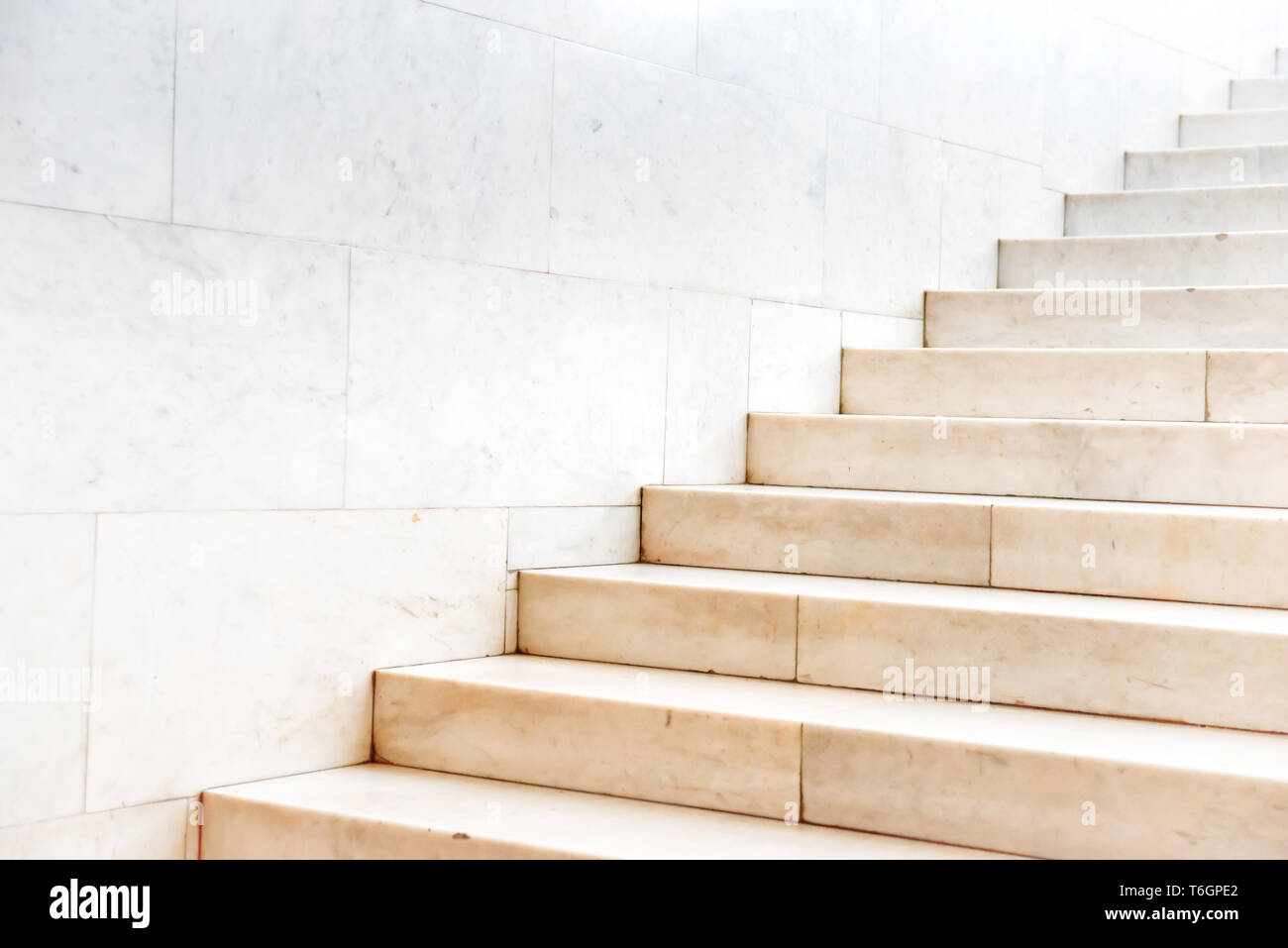 Staircase building modern marble hi-res stock photography and images ...