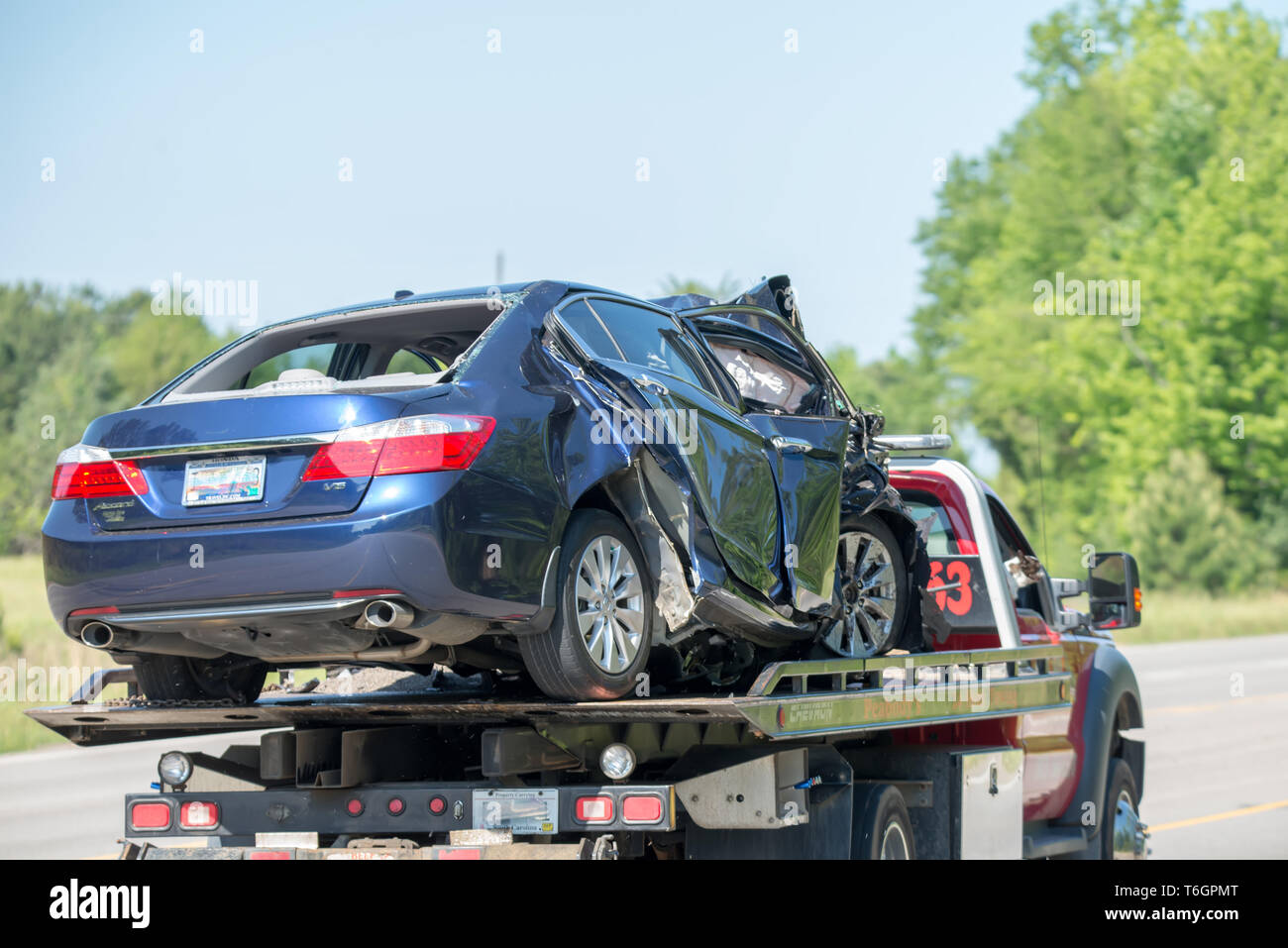 Car head on collision hi-res stock photography and images - Alamy