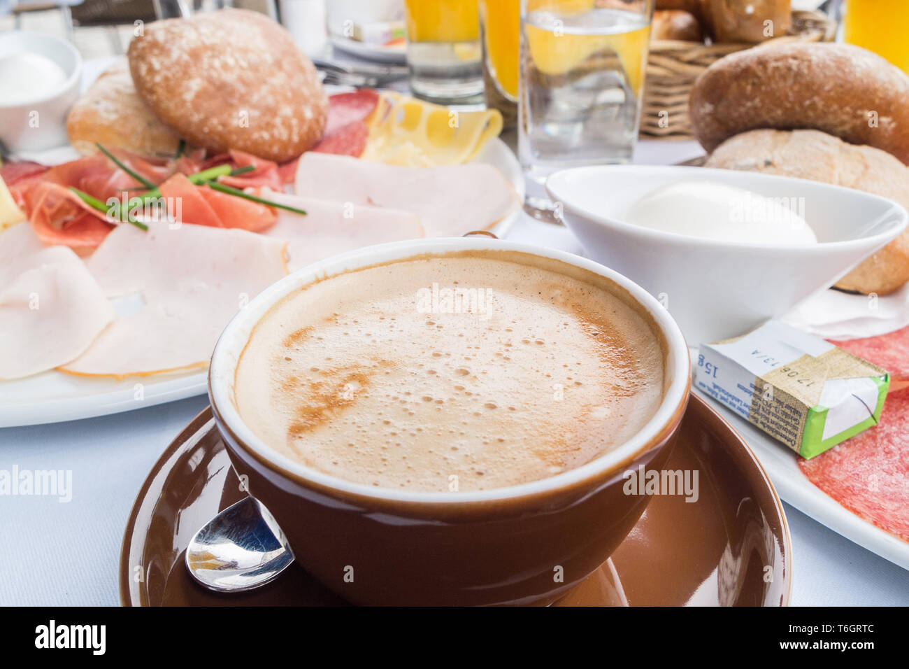 Complete breakfast hi-res stock photography and images - Alamy