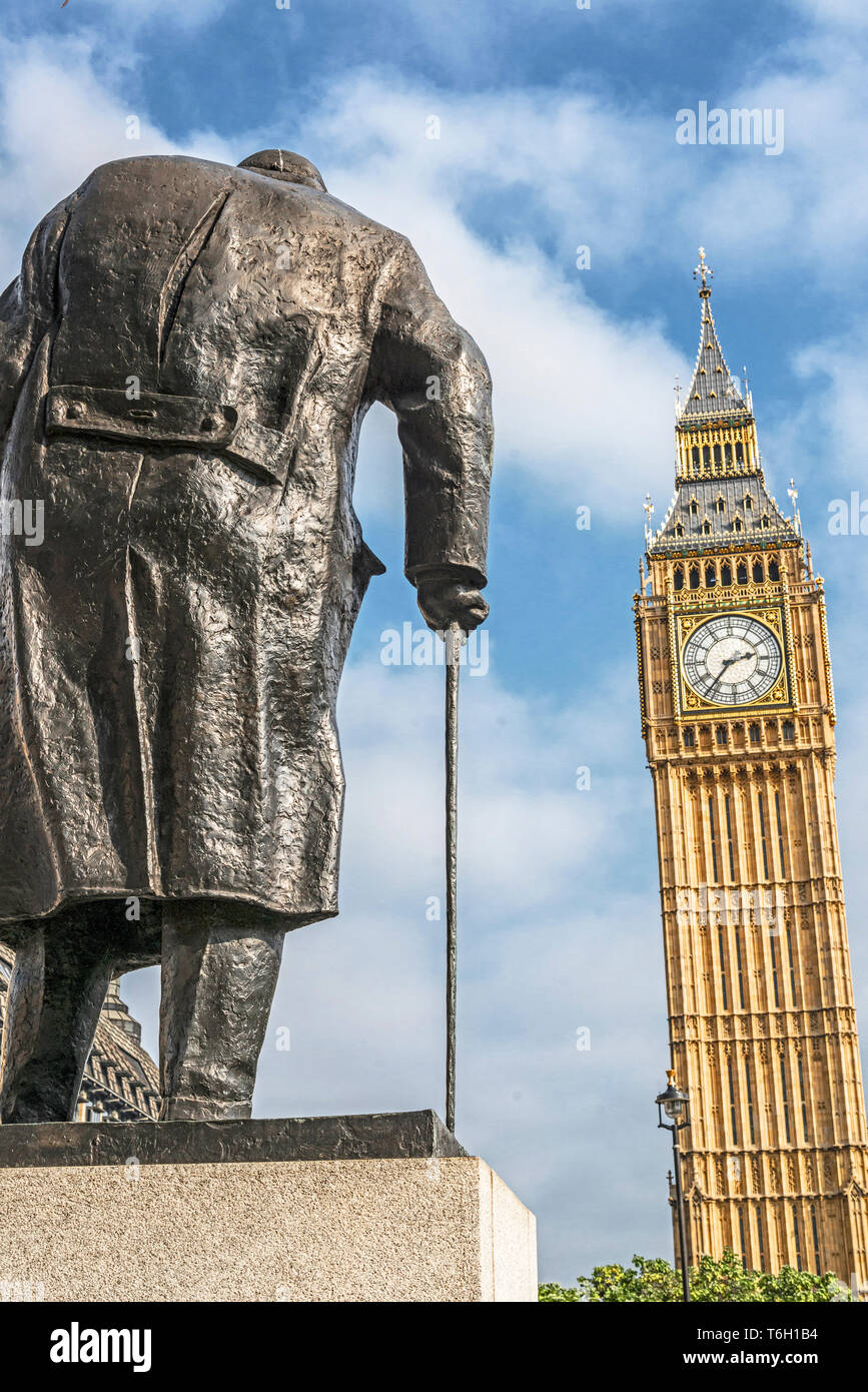 Winston churchill staatsmann hi-res stock photography and images - Alamy