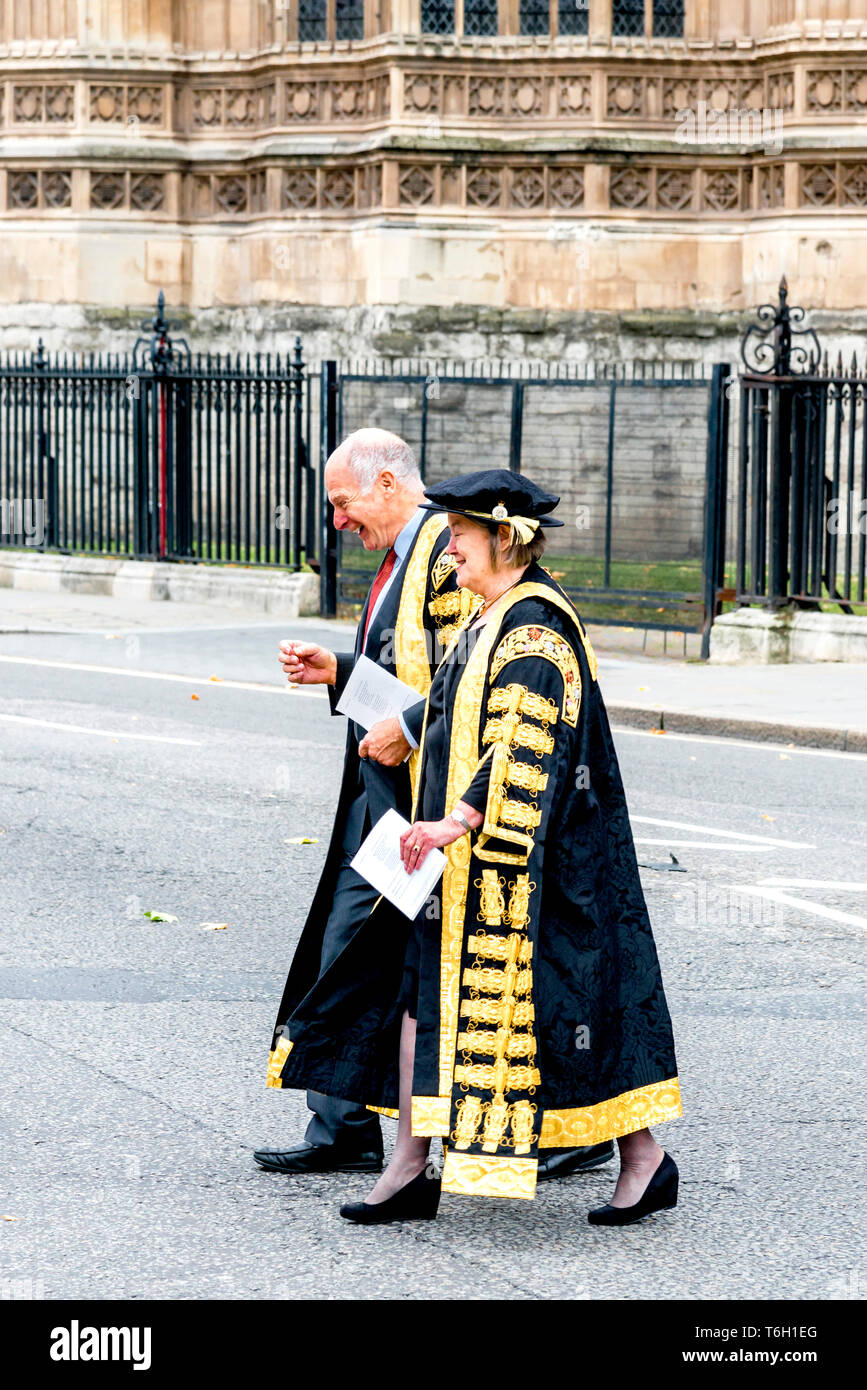 Lawyers robe hi-res stock photography and images - Alamy