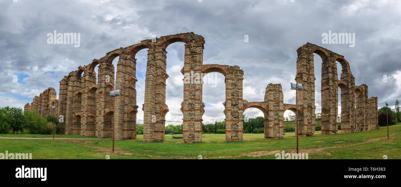 Aqueducts los milagros merida spain hi-res stock photography and images ...