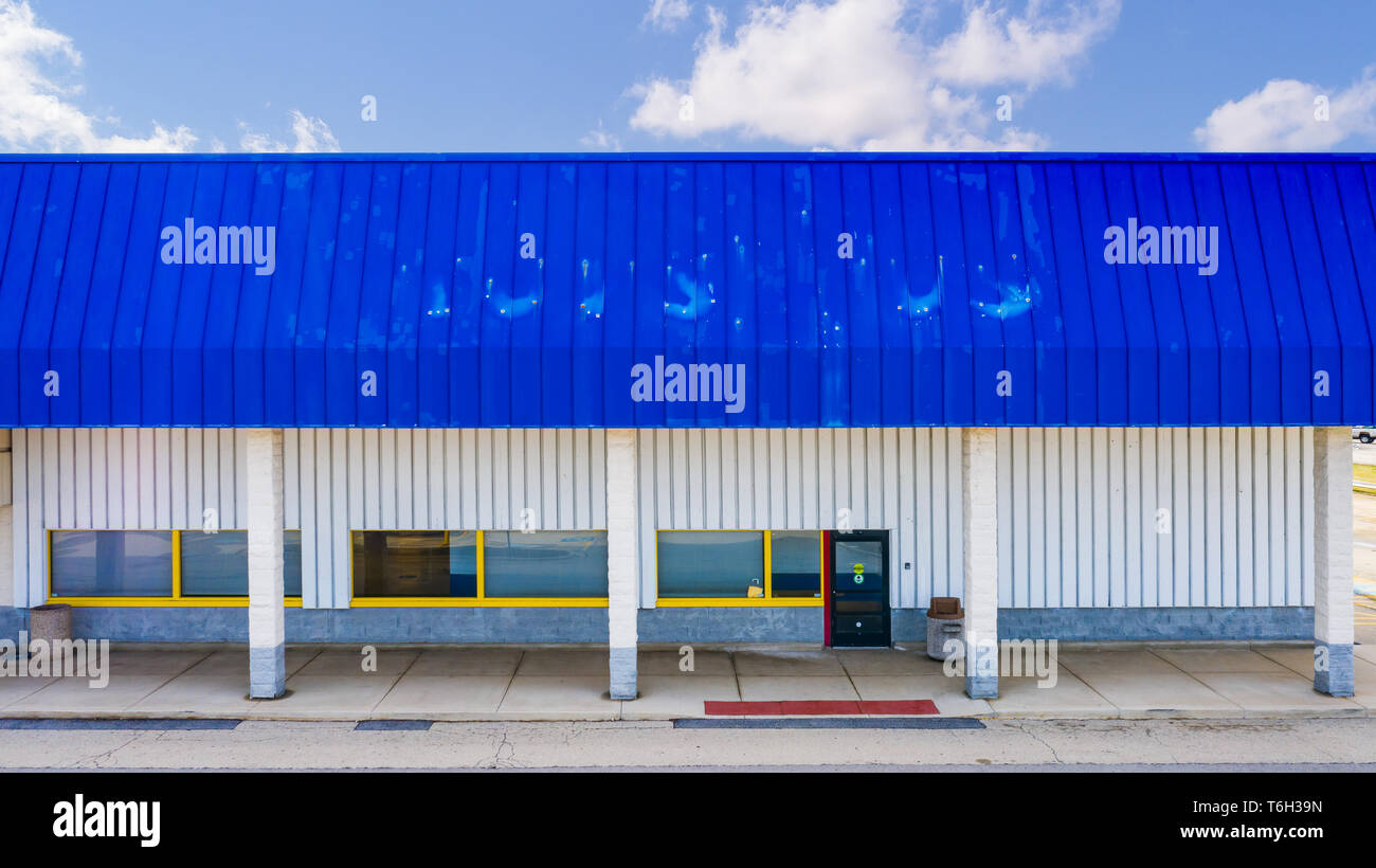 An empty shell of a Toys R Us store after declaring bankruptcy. The ...