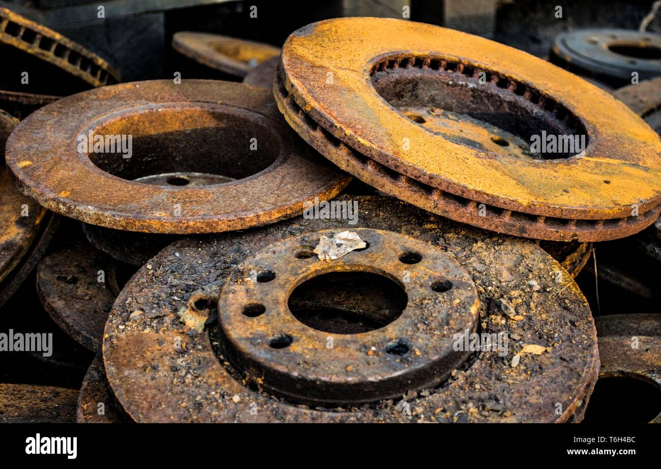 Rusty metal parts hi-res stock photography and images - Alamy