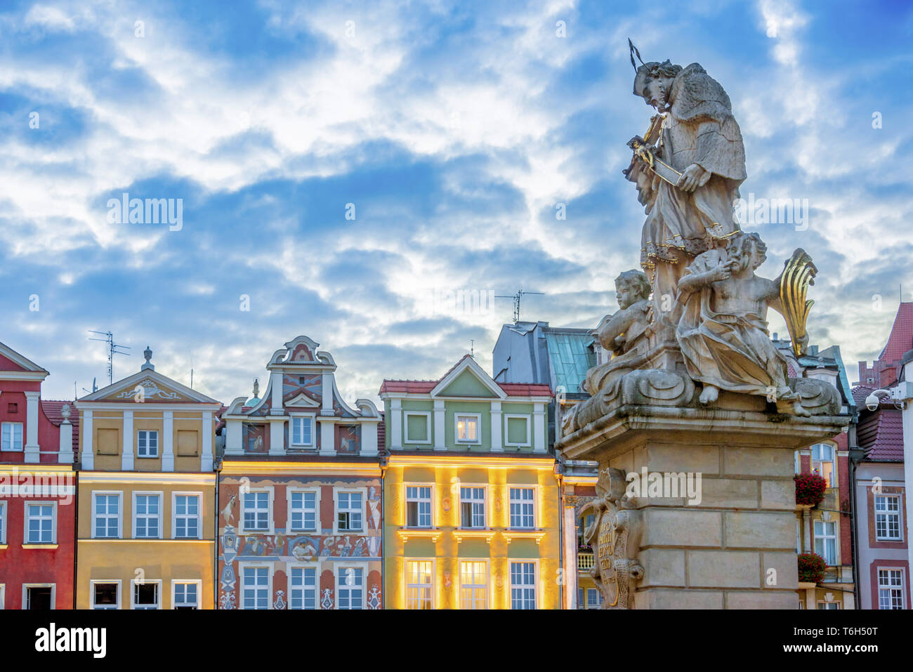 Architecture of Old Market in Poznan Stock Photo - Alamy