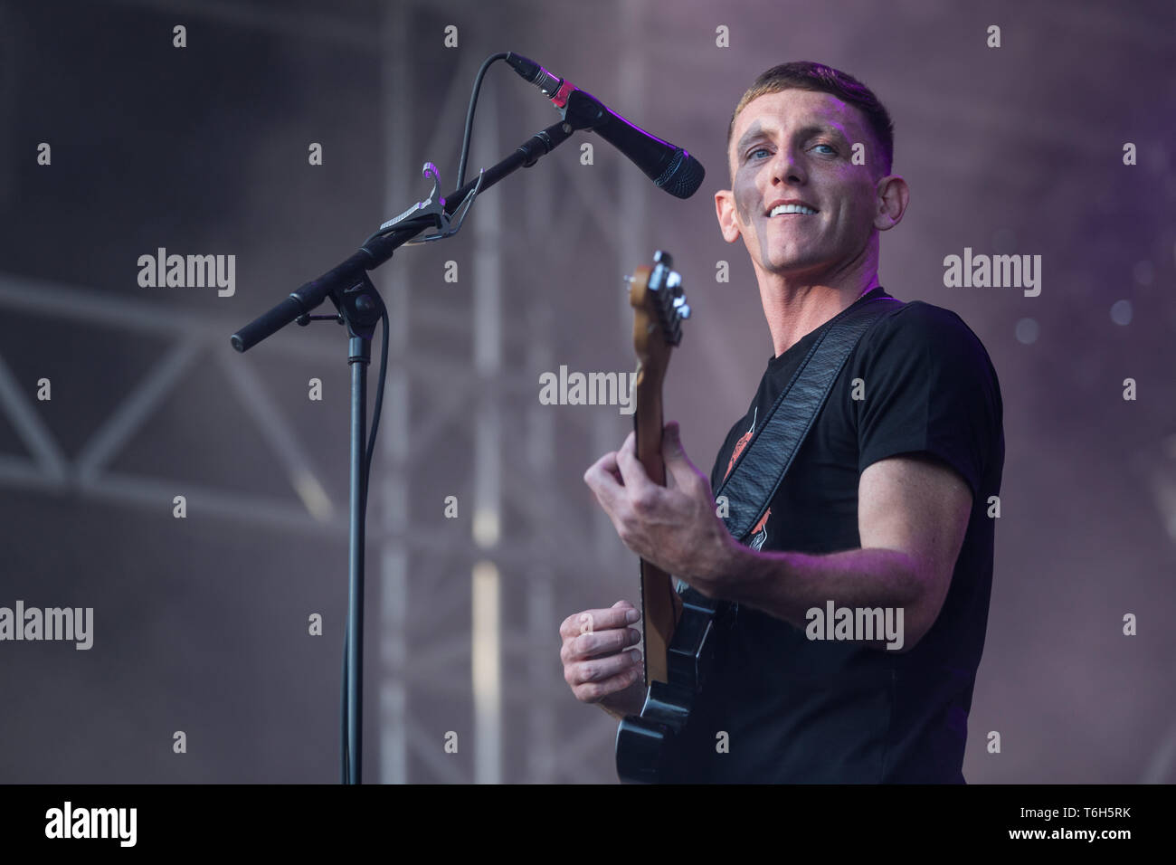 Louis berry singer hi-res stock photography and images - Alamy