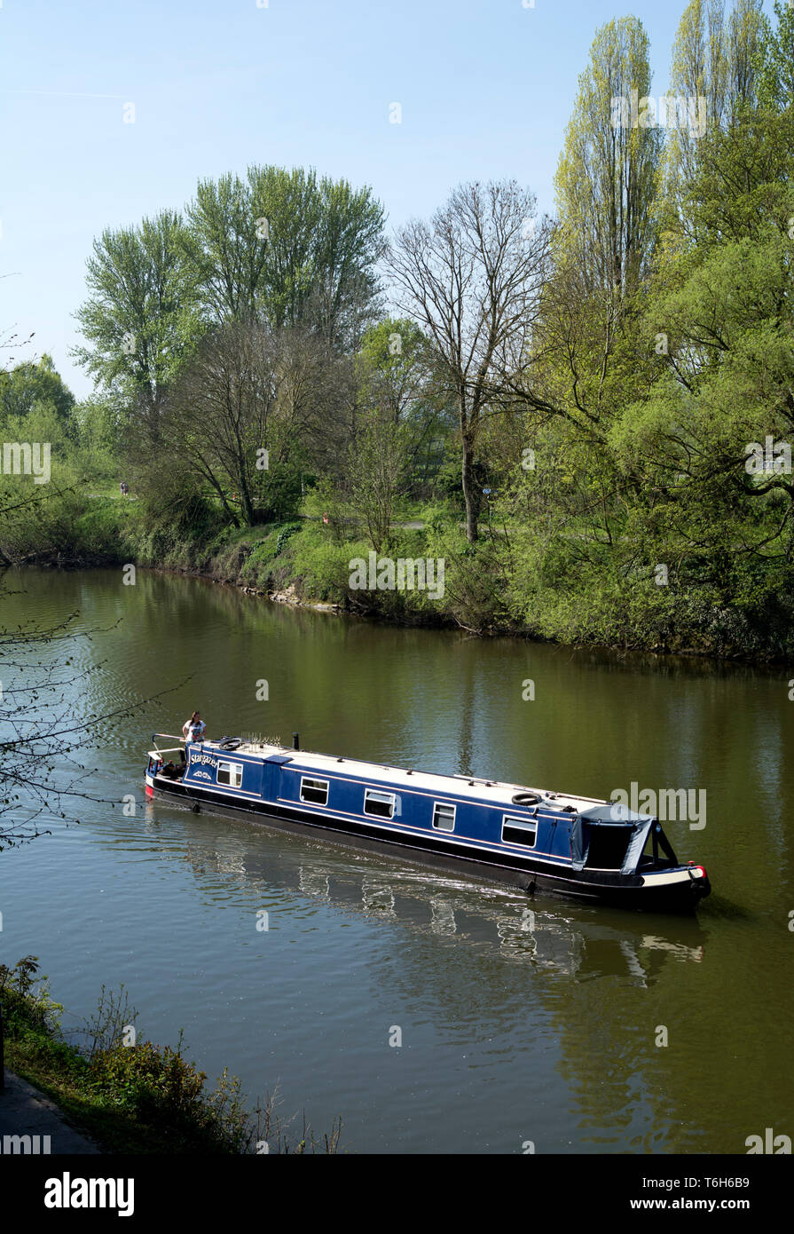 A narrowboat on the River Severn, Worcester, Worcestershire, England, UK Stock Photo - Alamy