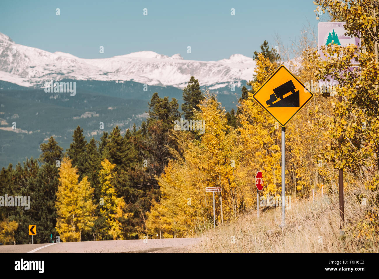 Steep grade road sign hi-res stock photography and images - Alamy