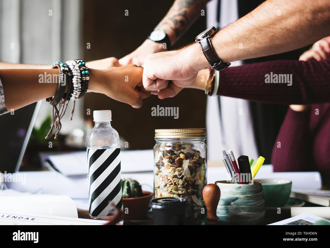 Teameffort hi-res stock photography and images - Alamy
