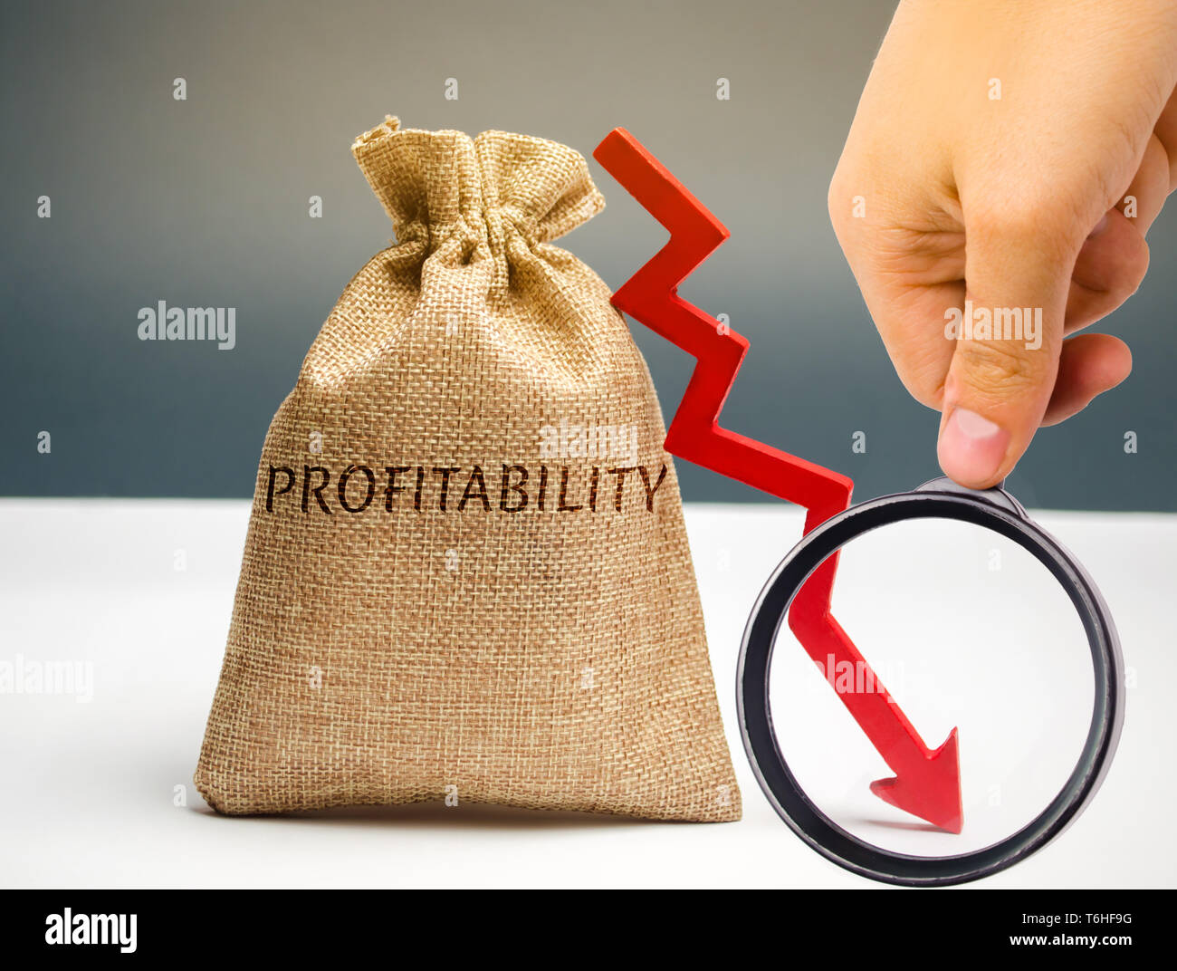 Decrease in profitability hi-res stock photography and images - Alamy