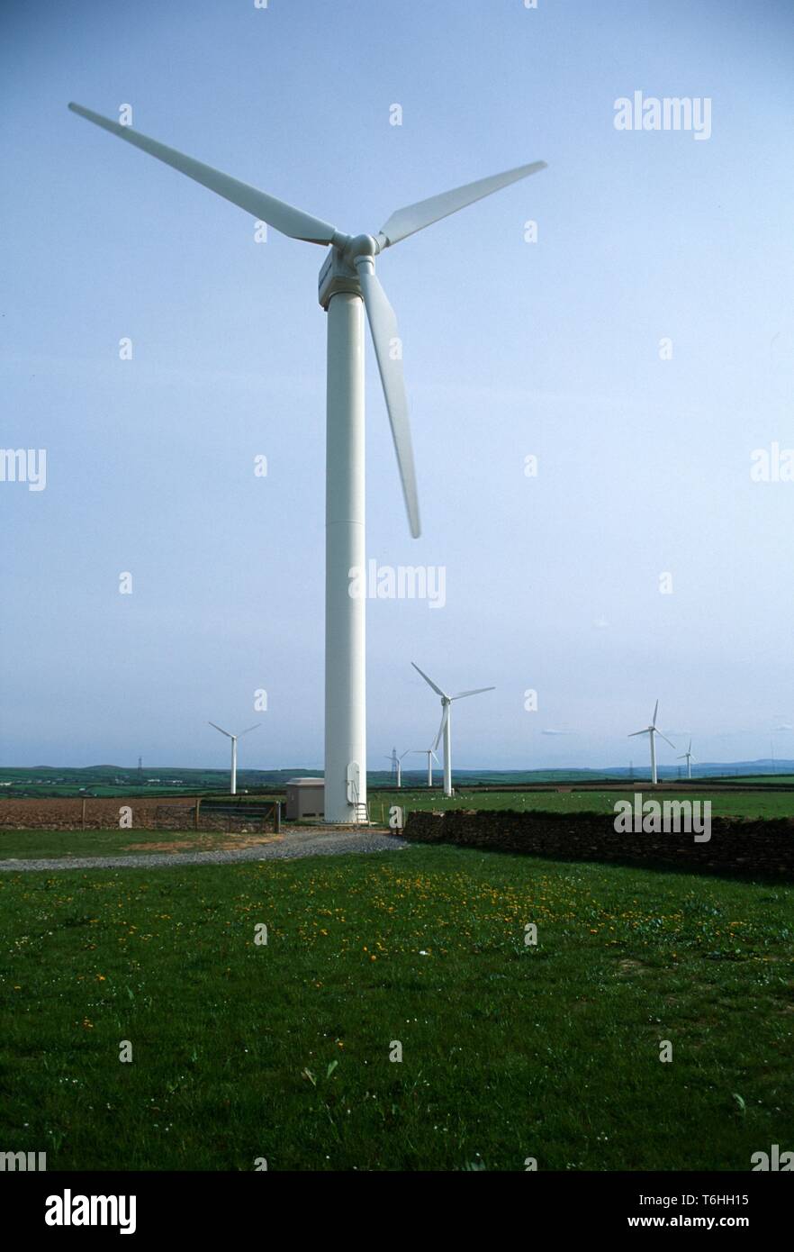 Wind turbines at Delabole, Cornwall, UK Stock Photo - Alamy