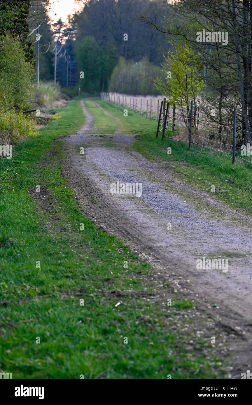 Old gravel road hi-res stock photography and images - Alamy