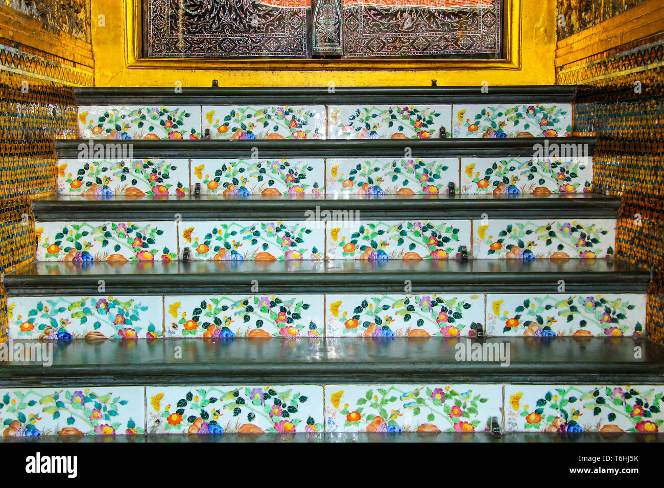 Vintage tile texture in temple hi-res stock photography and images - Alamy