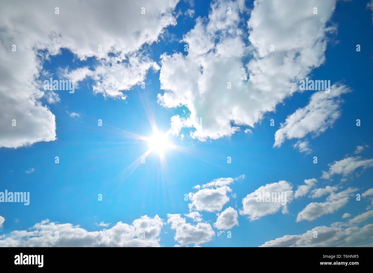 Beautiful sun flare behind light hi-res stock photography and images ...