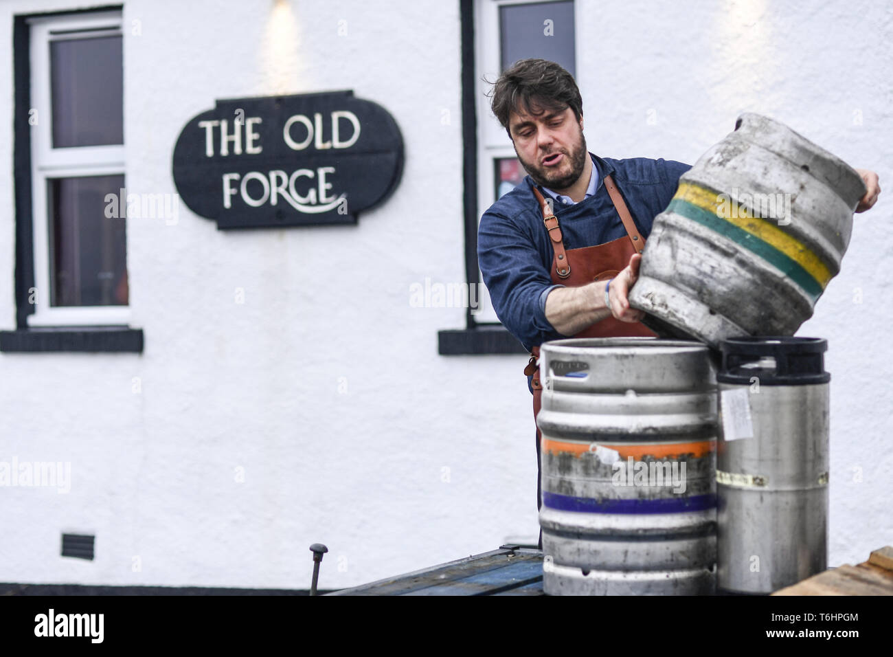 Old forge pub scotland hi-res stock photography and images - Alamy