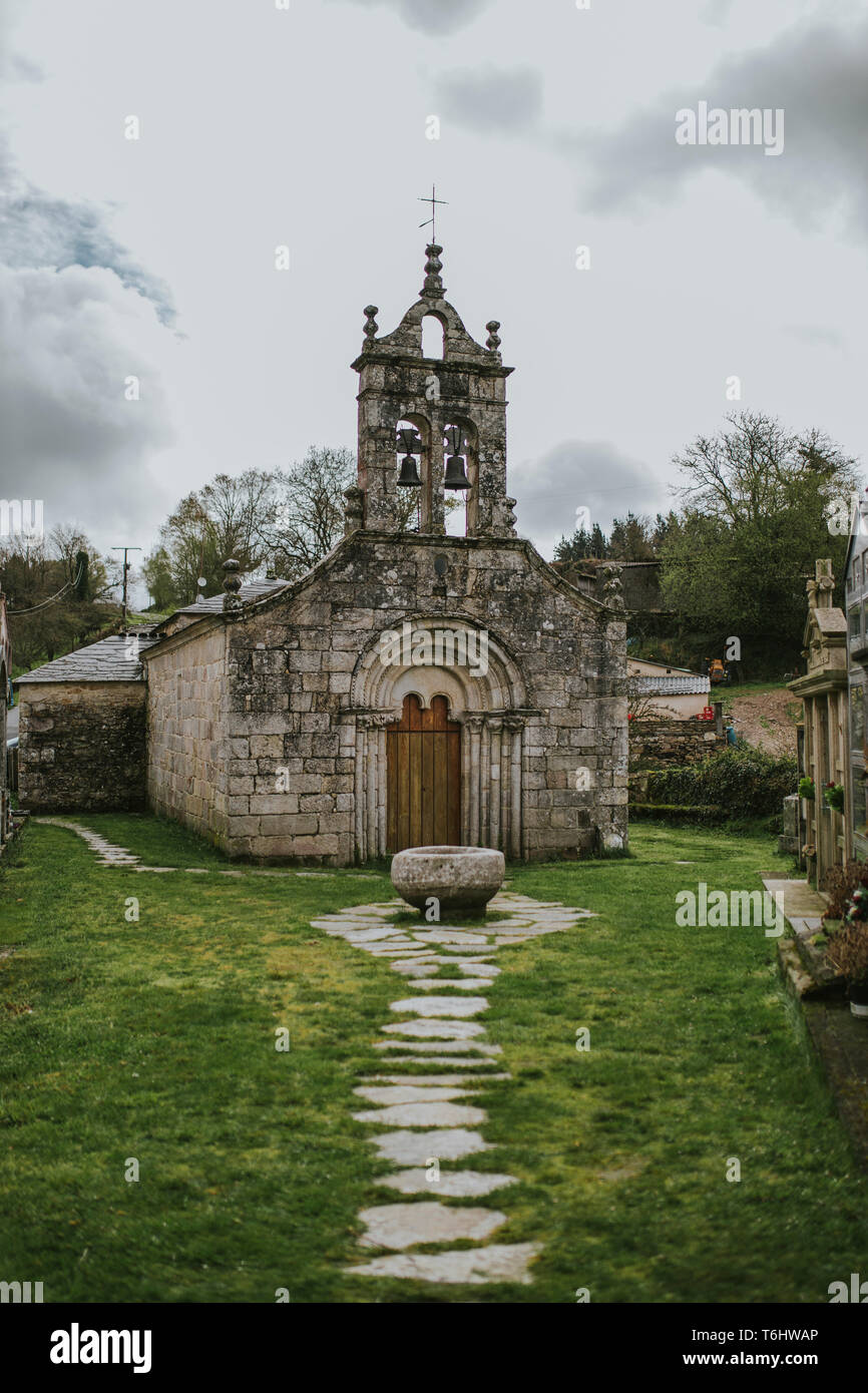 Romanesque gravestone hi-res stock photography and images - Alamy