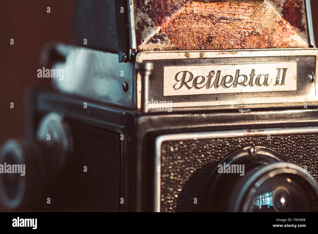 Traditional film twin lens reflex camera hi-res stock photography and ...