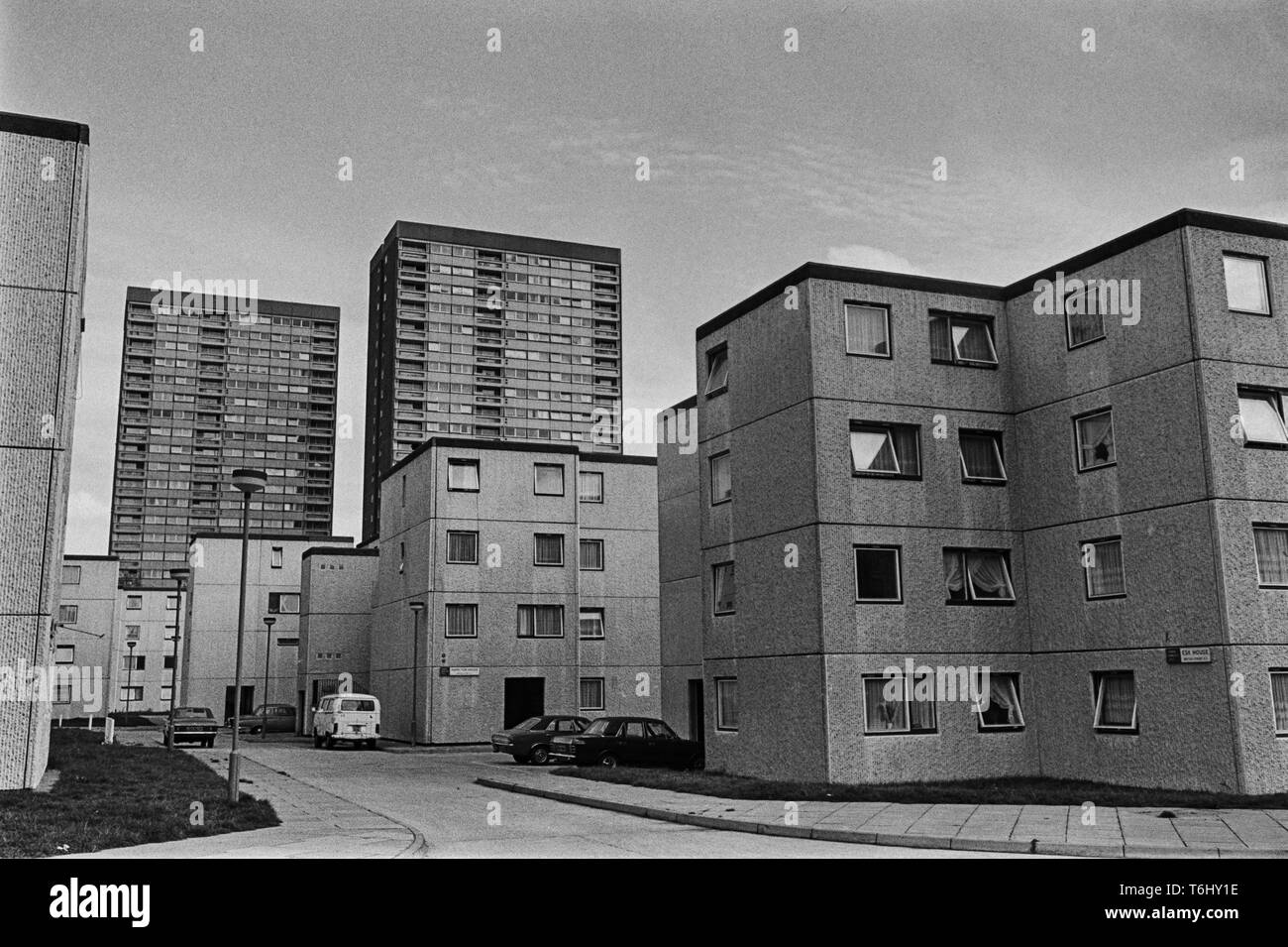 1970s tower blocks hi-res stock photography and images - Alamy