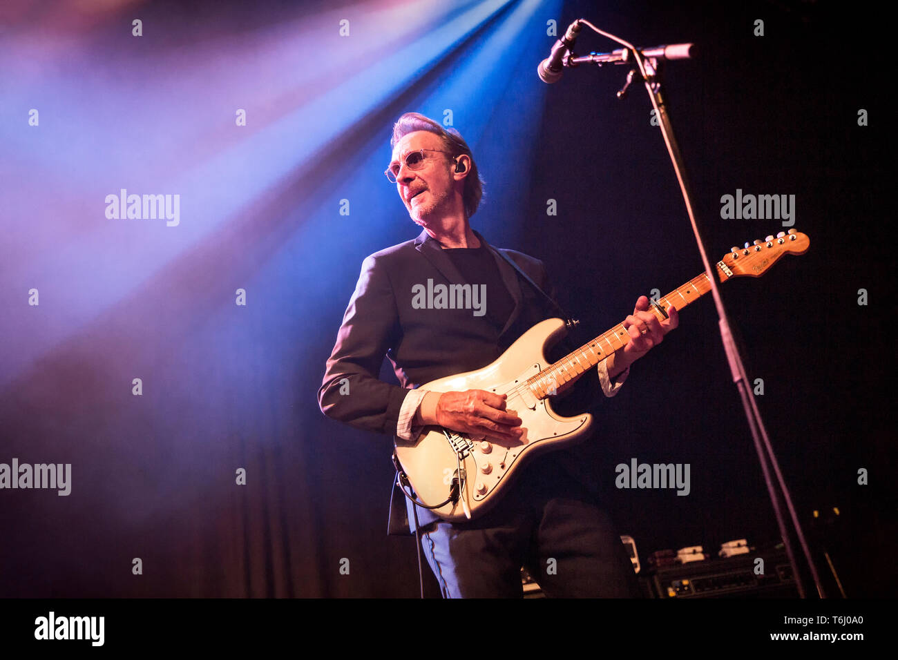 Mike rutherford hi-res stock photography and images - Alamy