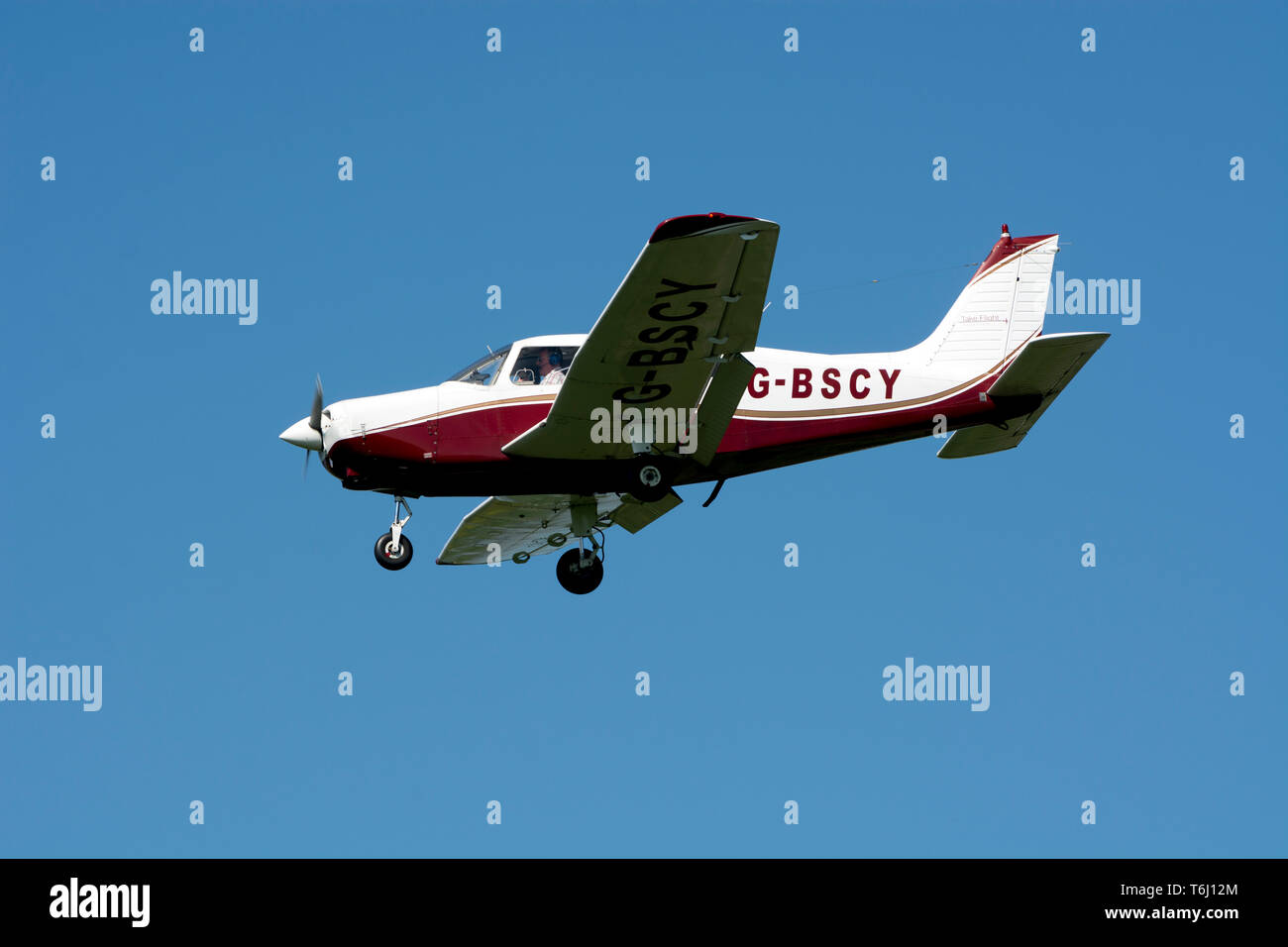 Piper PA-28-151 Cherokee Warrior at Wellesbourne Airfield, Warwickshire ...