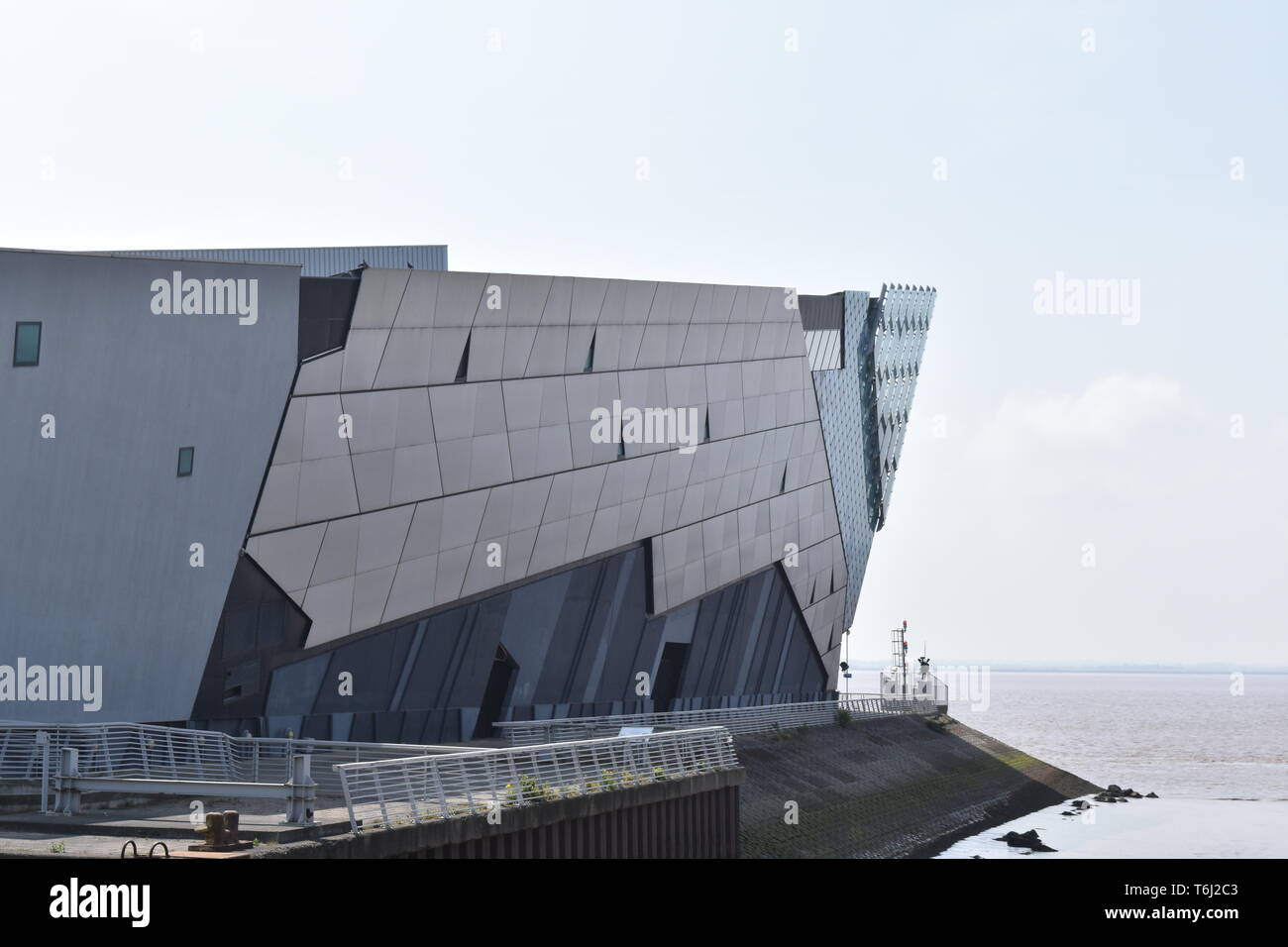 Hull aquarium hi-res stock photography and images - Alamy