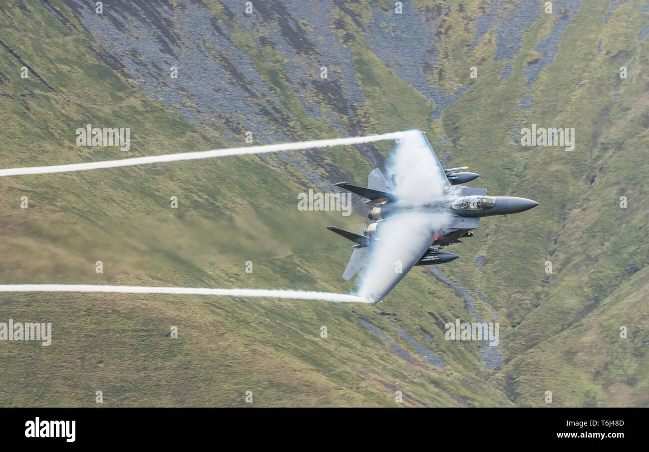F15 cockpit hi-res stock photography and images - Alamy