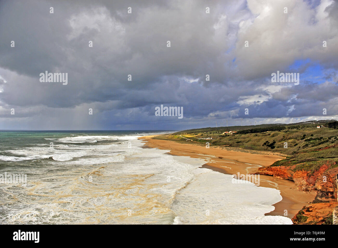 Praia do norte hi-res stock photography and images - Alamy
