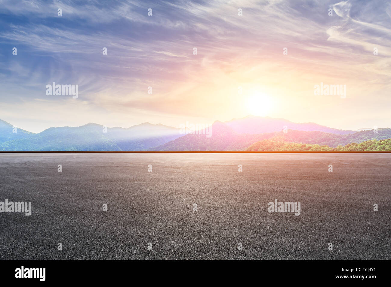 Beautiful track hi-res stock photography and images - Alamy