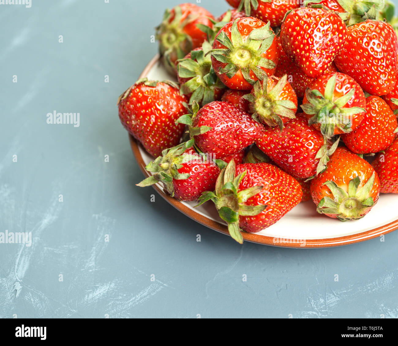 Light blue table background hi-res stock photography and images - Alamy