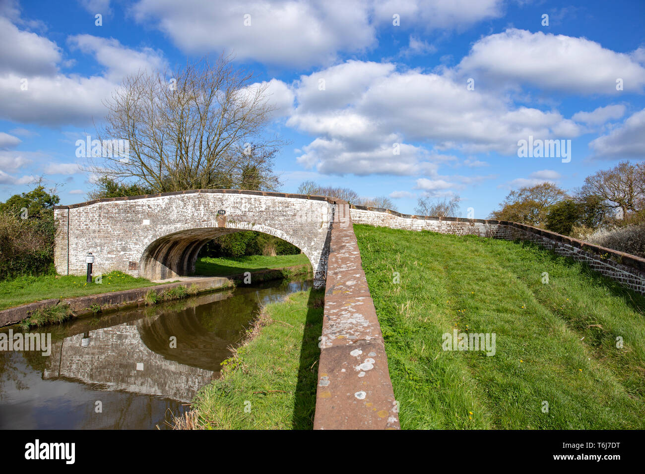 Arch bridge over Trent and Mersey Canal between Sandbach and Middlewich ...