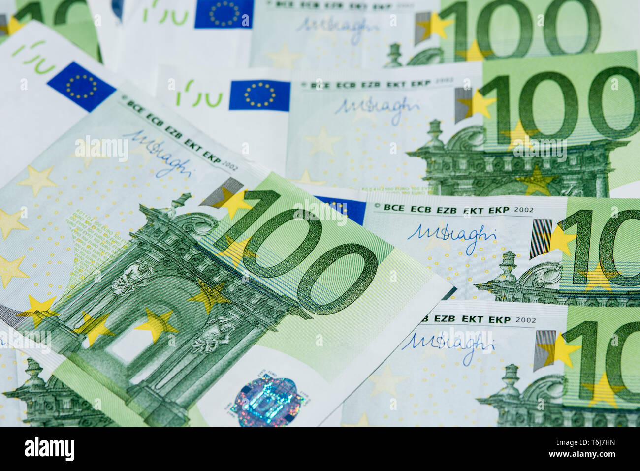 one hundred euro bills Stock Photo - Alamy