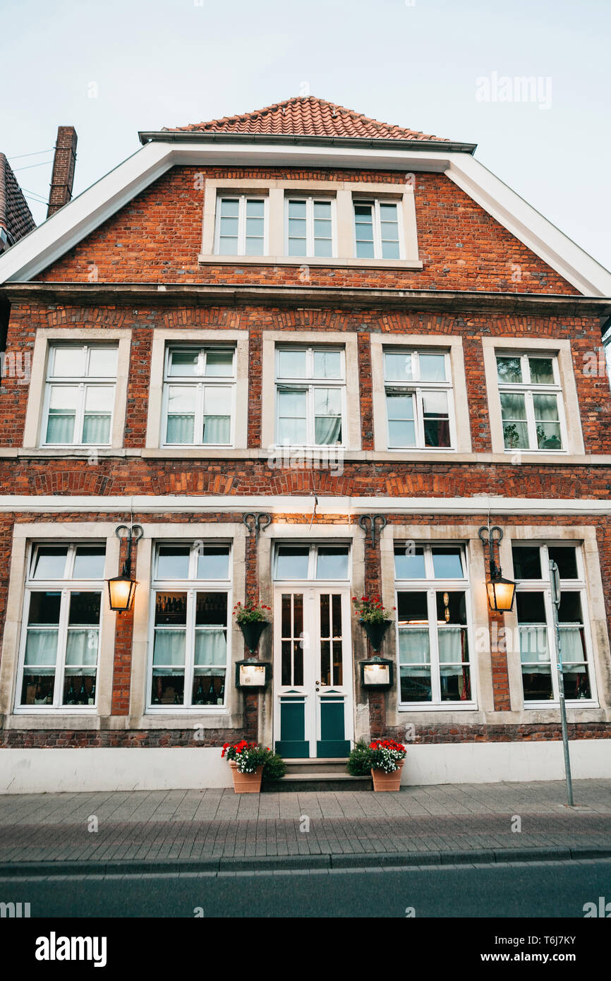 Traditional german pub exterior hi-res stock photography and images - Alamy