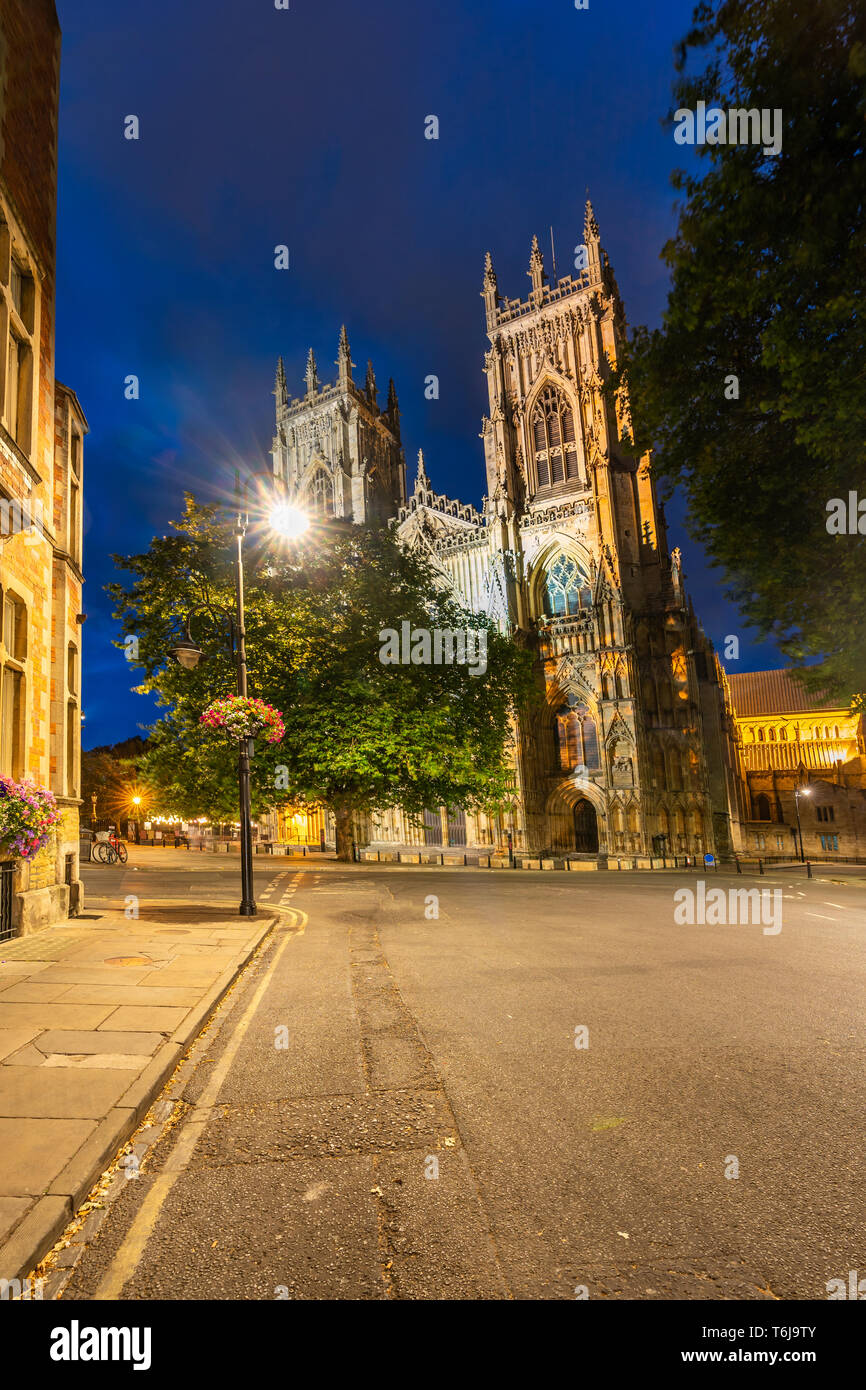 Gothic street night yorkshire hi-res stock photography and images - Alamy