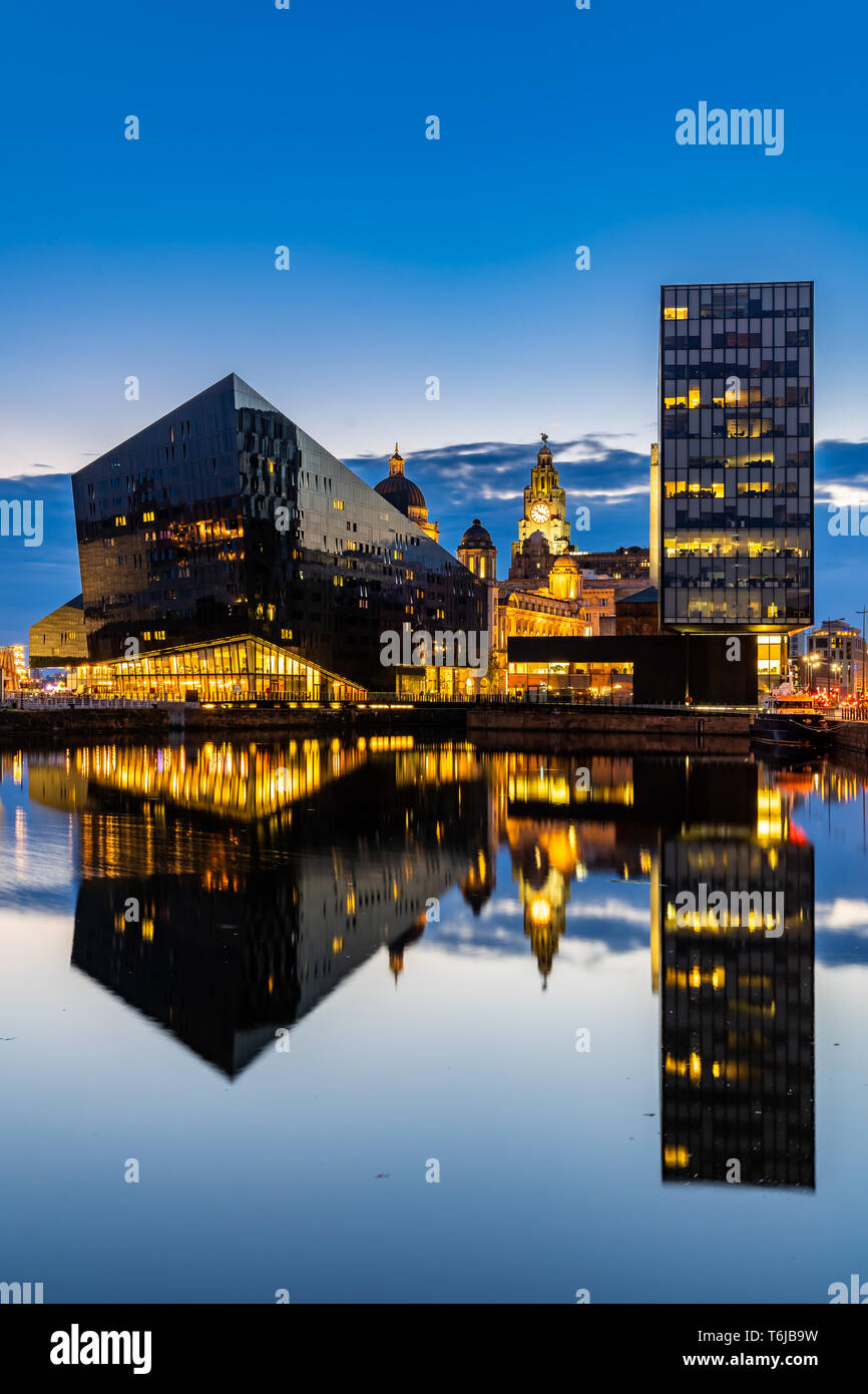 Liverpool skyline sunset hi-res stock photography and images - Alamy