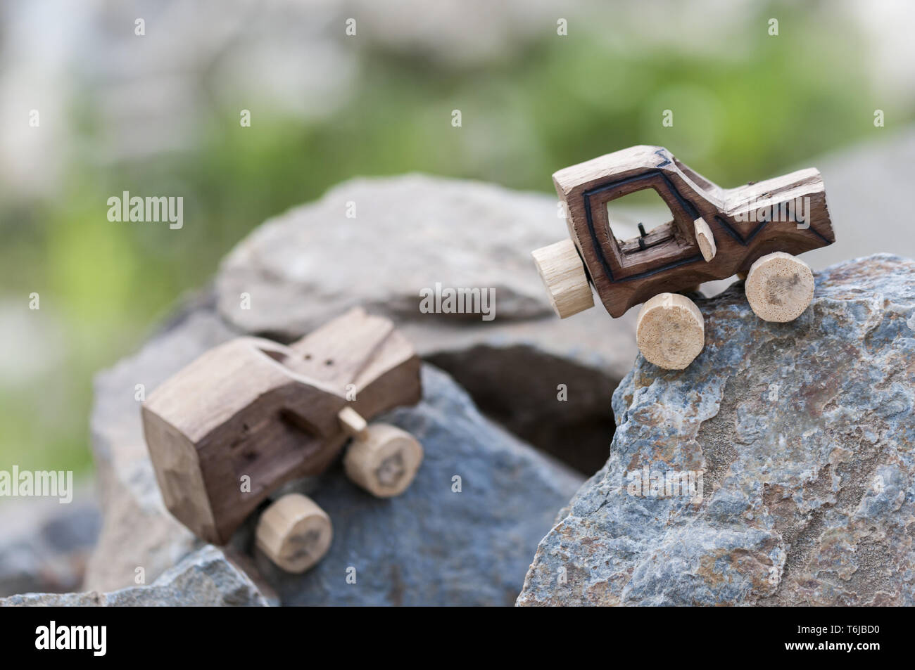 Wooden suv toy car hi-res stock photography and images - Alamy