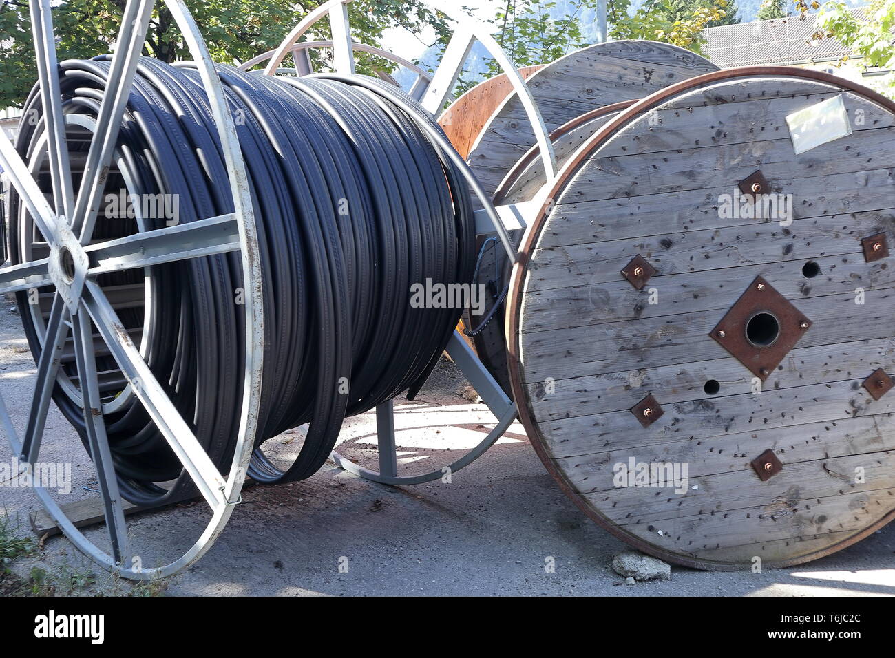 Cable roller hi-res stock photography and images - Alamy