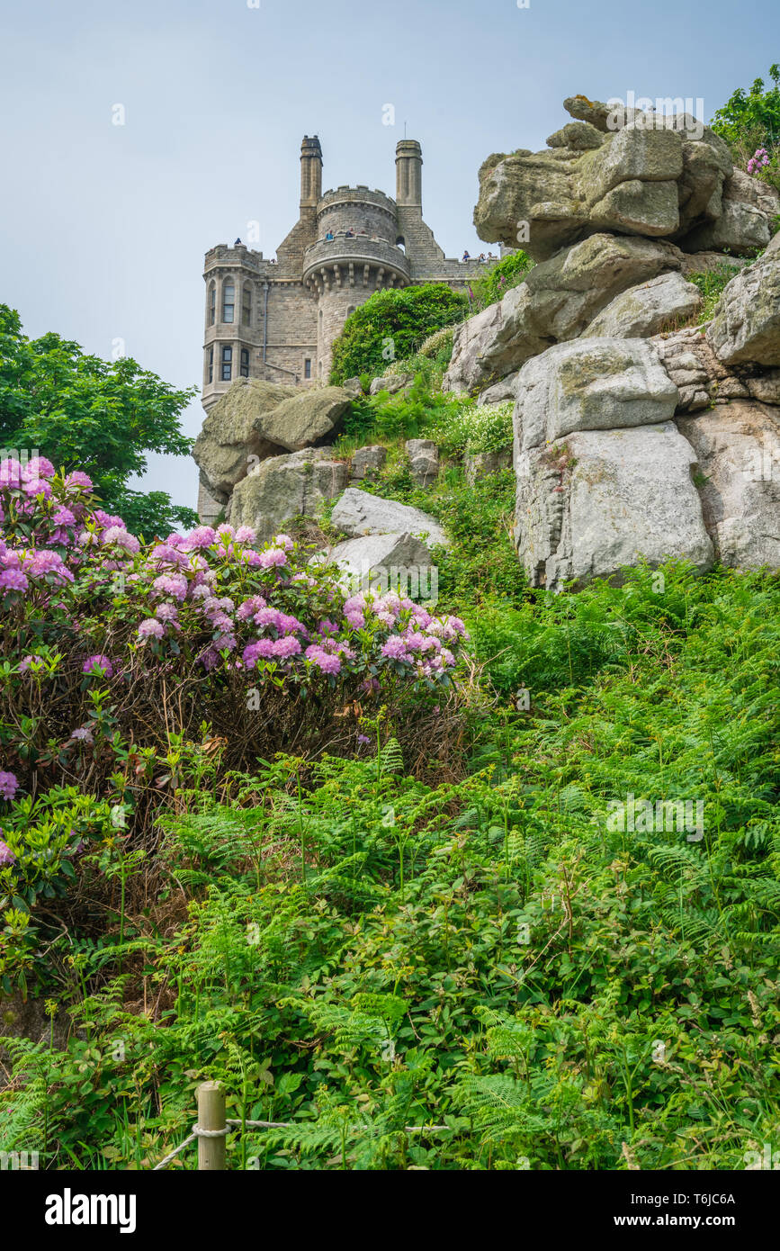 St Michaels Mount island fortress and gardens Stock Photo - Alamy