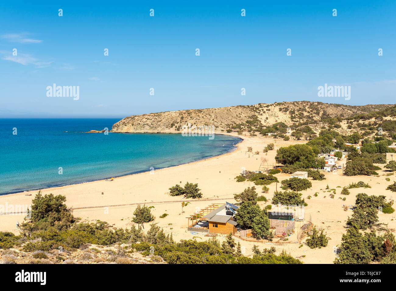The beach of Sarakiniko on Gavdos Stock Photo - Alamy