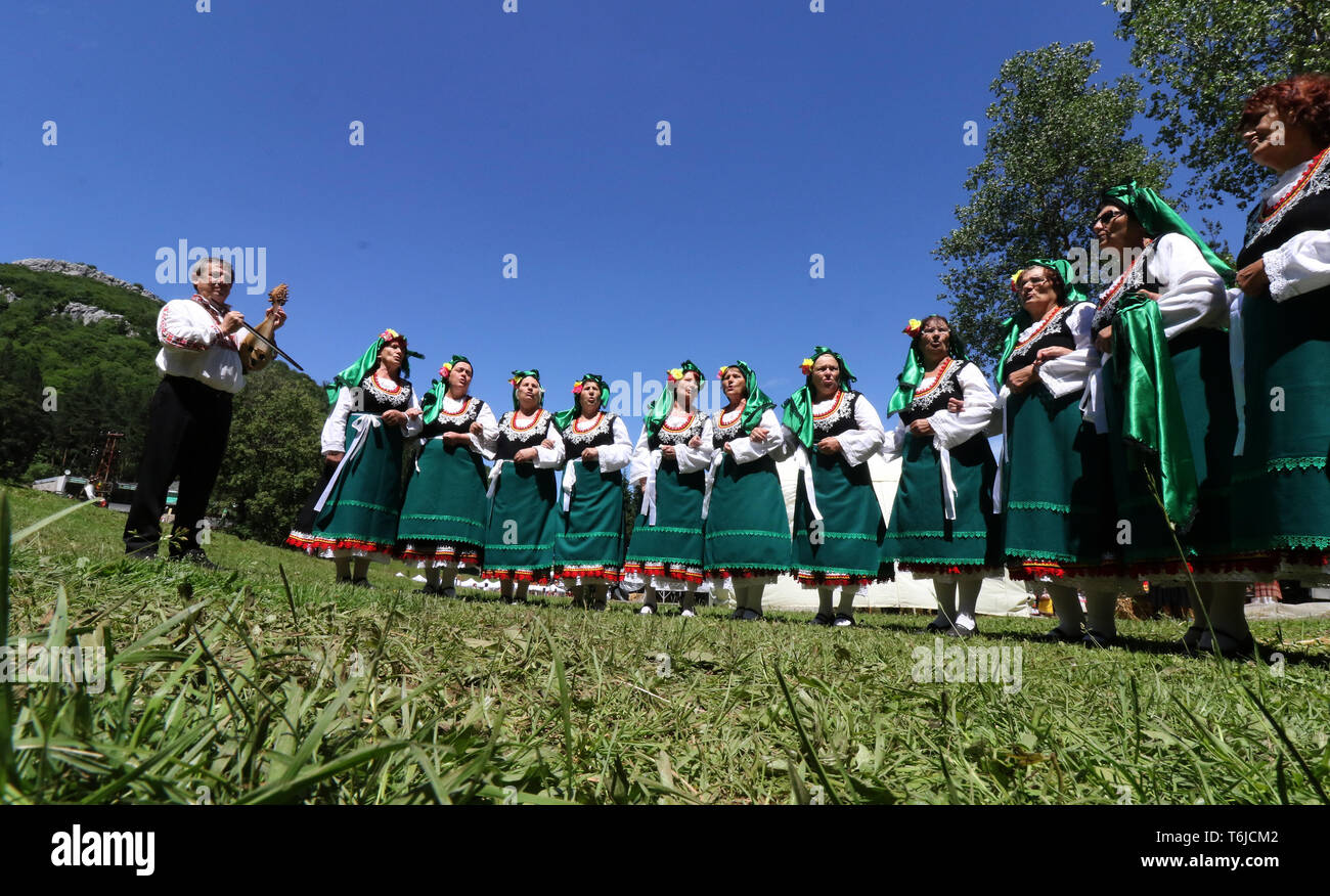 People in traditional authentic folk costumes Stock Photo - Alamy