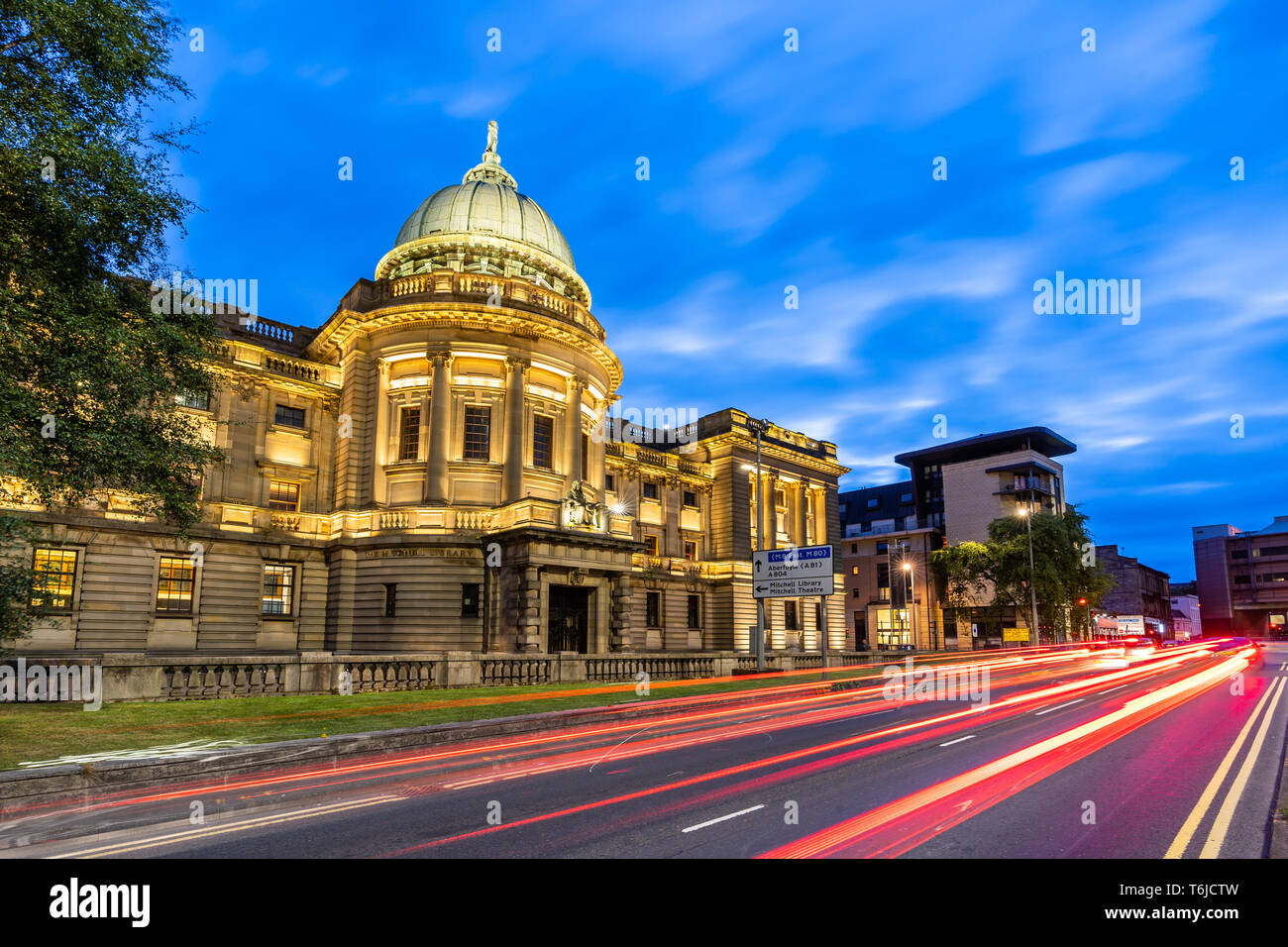 Glasgow mitchell library night hi-res stock photography and images - Alamy