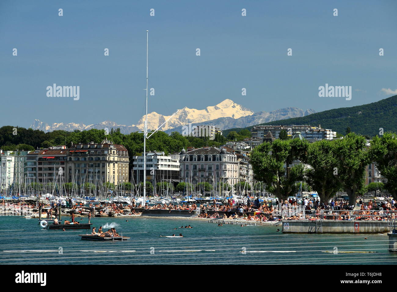 Water jet and mont blanc hi-res stock photography and images - Alamy