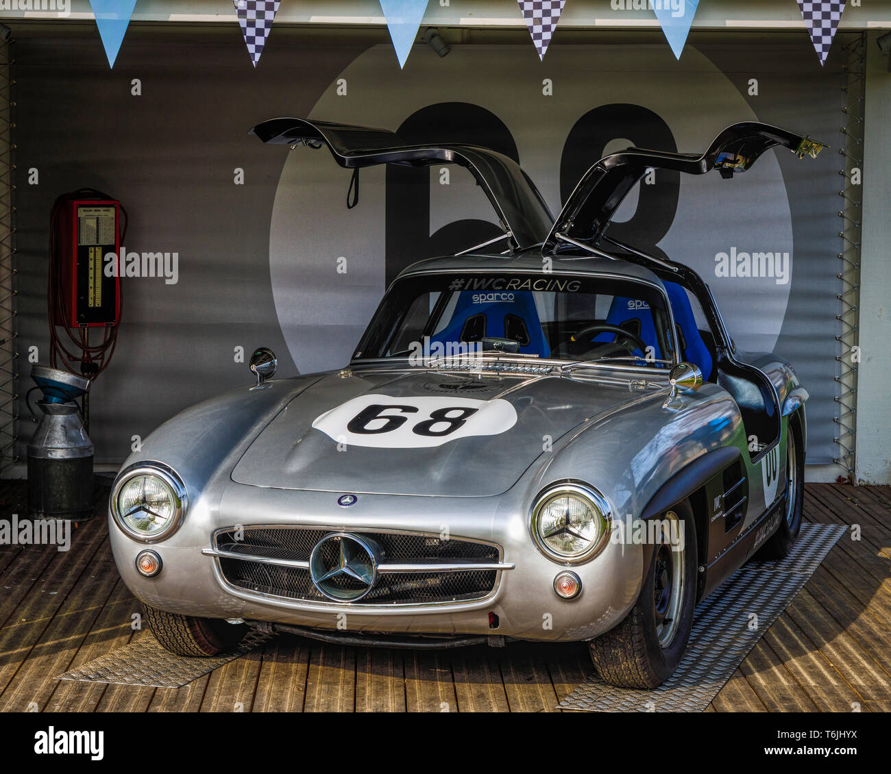 1955 mercedes benz 300 sl gullwing hi-res stock photography and images ...